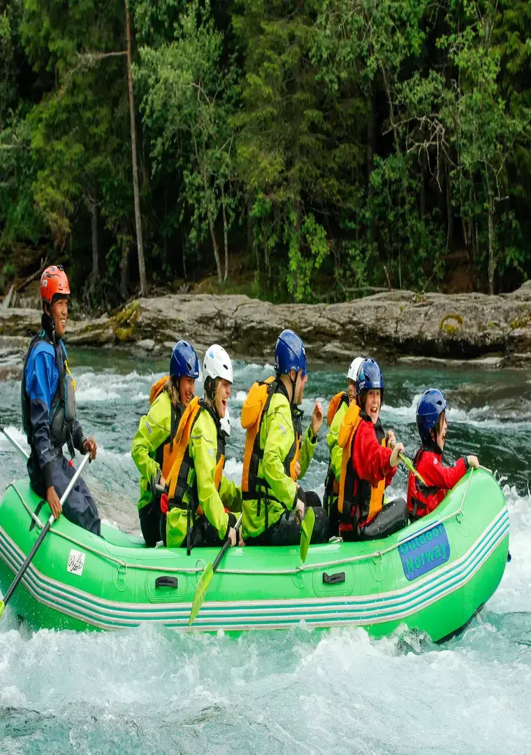 FAMILY RAFTING